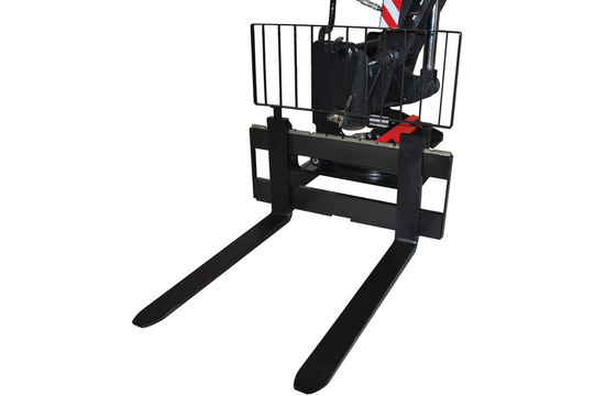 Lynch McCarthy - Manitou 360° Rotating Fork Carriage - Manitou Attachments